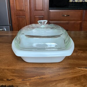 Vintage 1960s Pyrex Golden Honeysuckle Casserole Dish With Domed Lid ...
