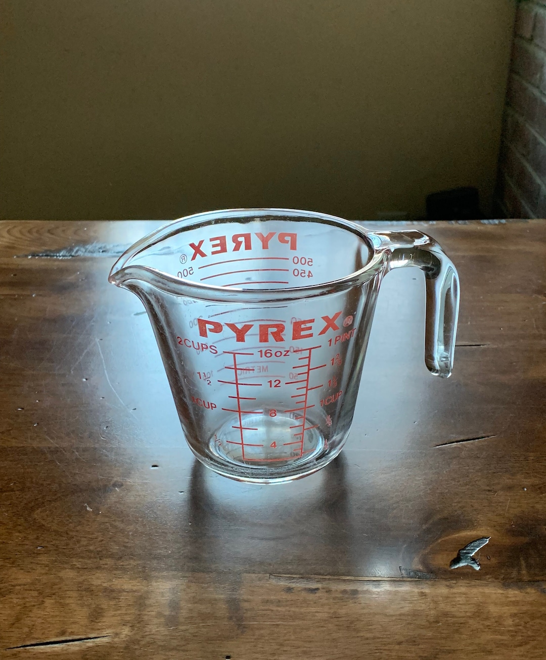Vintage Pyrex Open Handle 2 Cup Measuring Cup 516 With Metrics - Very ...