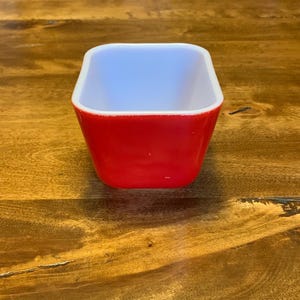 Pyrex Vintage 1950s Primary Color Red Refrigerator Dish 0501 - No Lid ...
