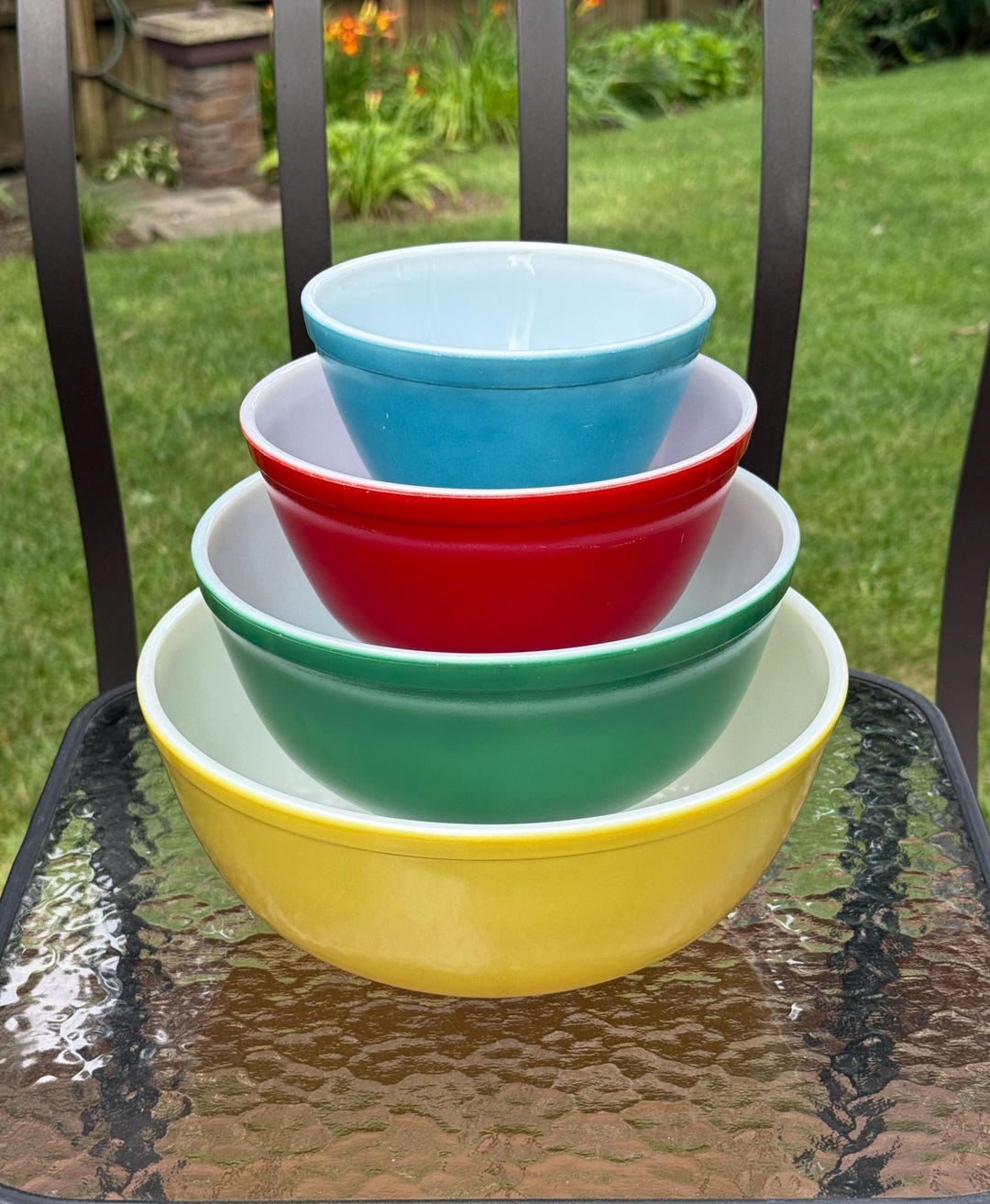 Vintage Set of 4 Pyrex Primary Colors Mixing Bowls - Circa 1950s ...