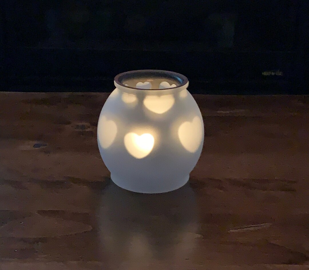 Partylite P7975 Beating Heart Tealight Holder With Frosted Glass Holder ...