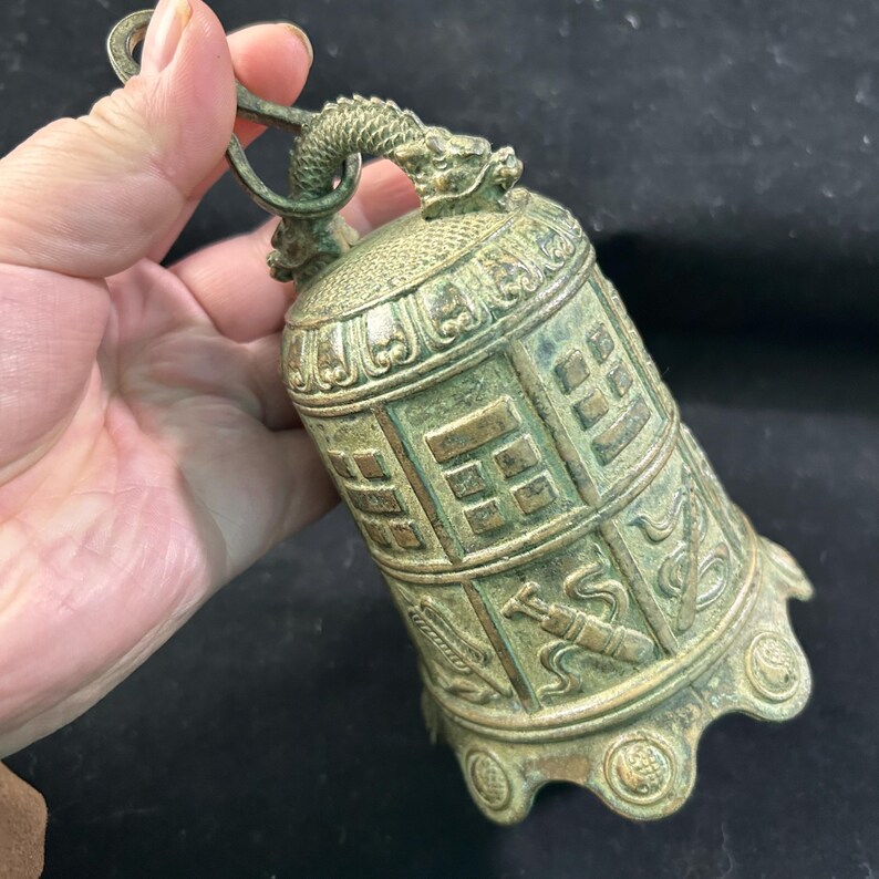 Antique Bronze Dragon Knob Feng Shui Bell Chinese Decorative Ornament ...