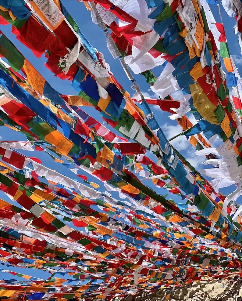 Set of 20 Pics Healing STRING Flags Hands of Tibet Mini Om Mani Padme ...