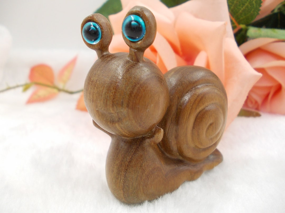 Handmade Wooden Carve Craft Snails Decor Figurine Sculpture Artwork ...