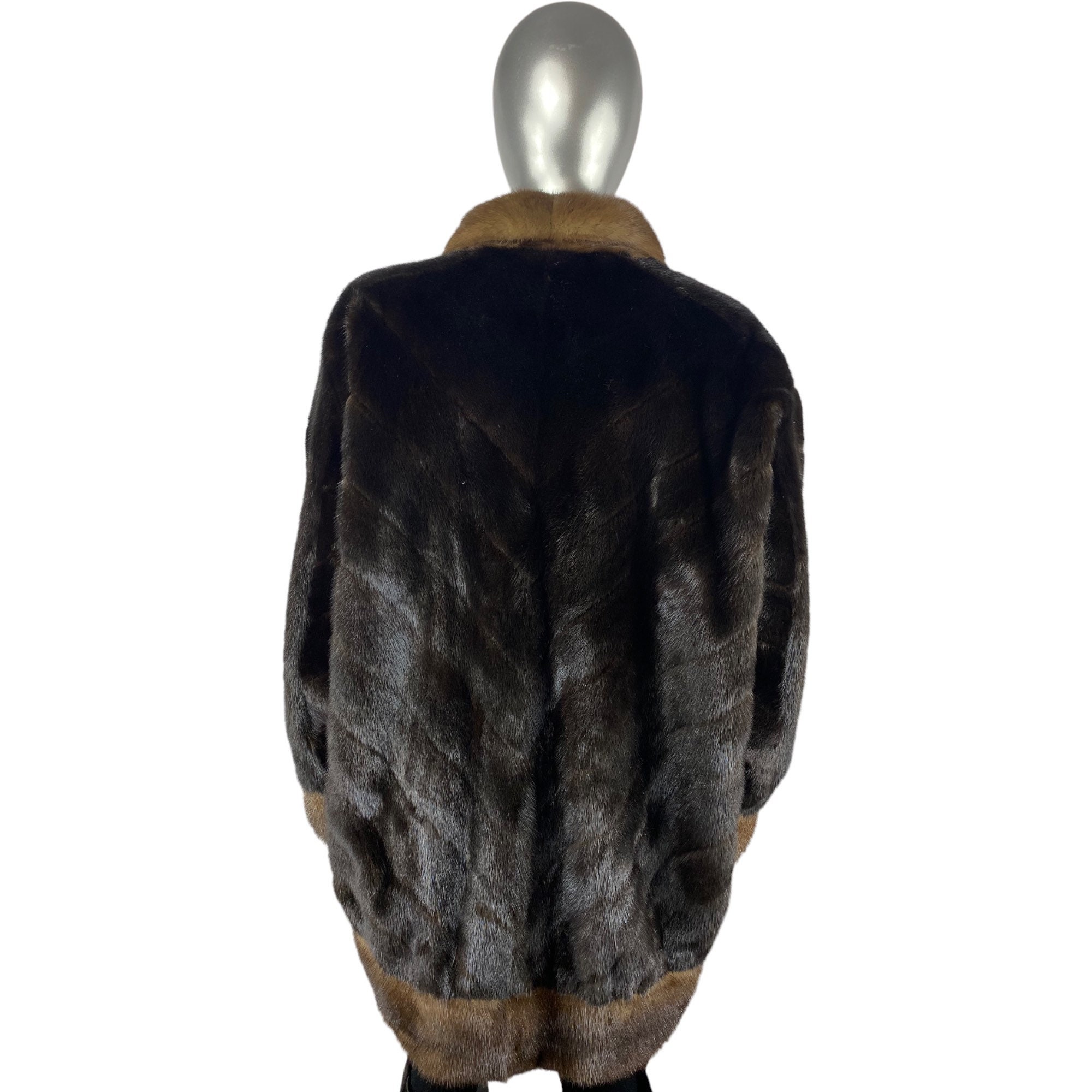 Ranch Mink Jacket W/lunaraine Mink Trim, Size XXXXL, 63 Bust, Female ...