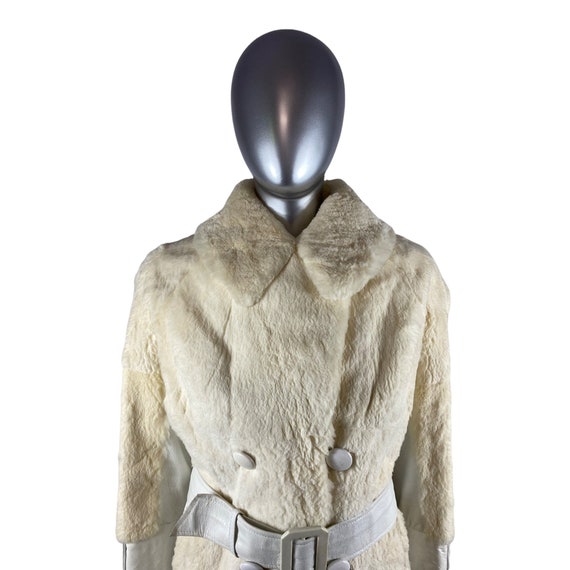 Pearl SHEARED NUTRIA w/Leather Inserts Jacket, Size S… - Gem