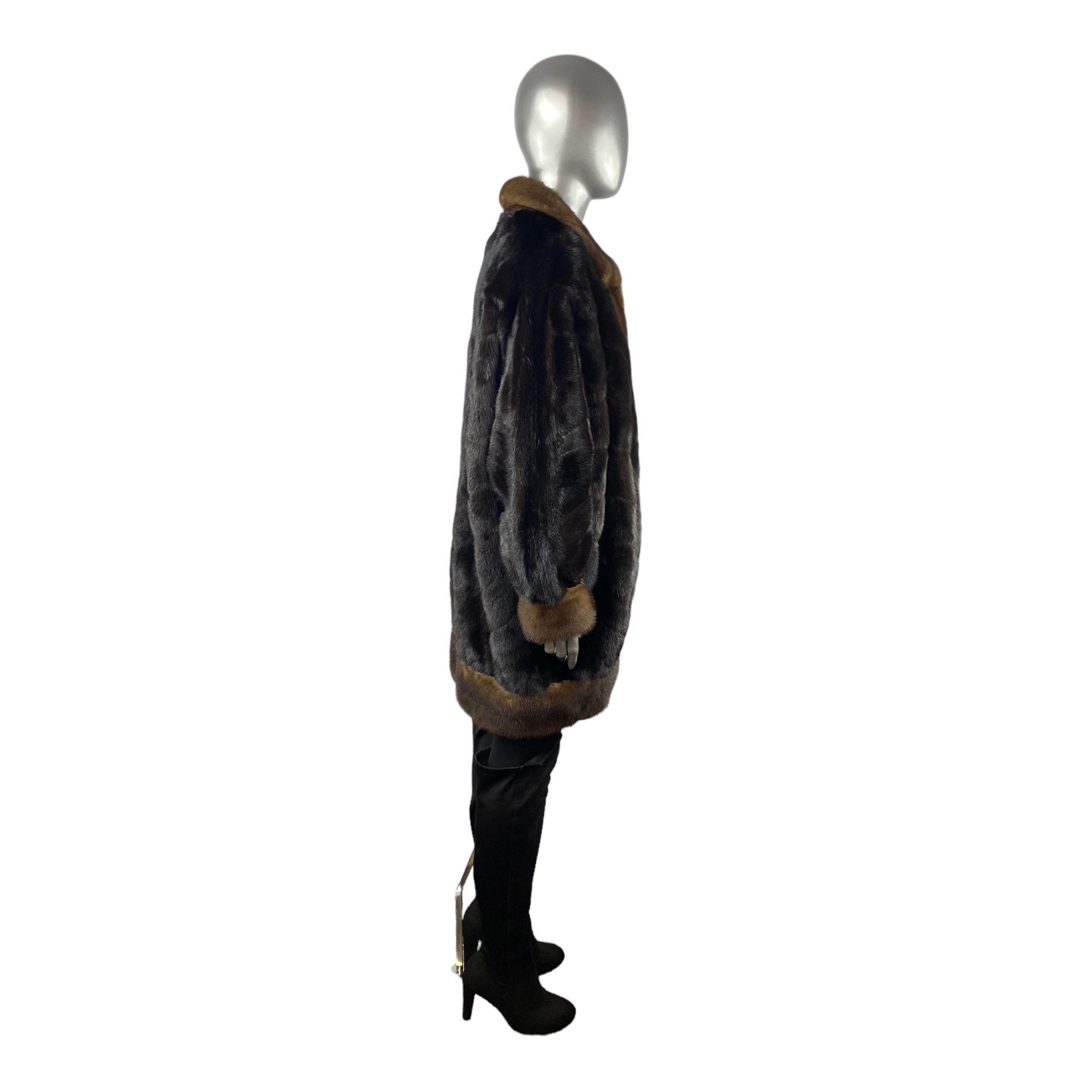 Ranch Mink Jacket W/lunaraine Mink Trim, Size XXXXL, 63 Bust, Female ...