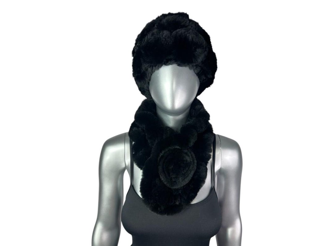 Black REX RABBIT Hat and Scarf W/rosettes, One Size 21”-23” W/stretch ...