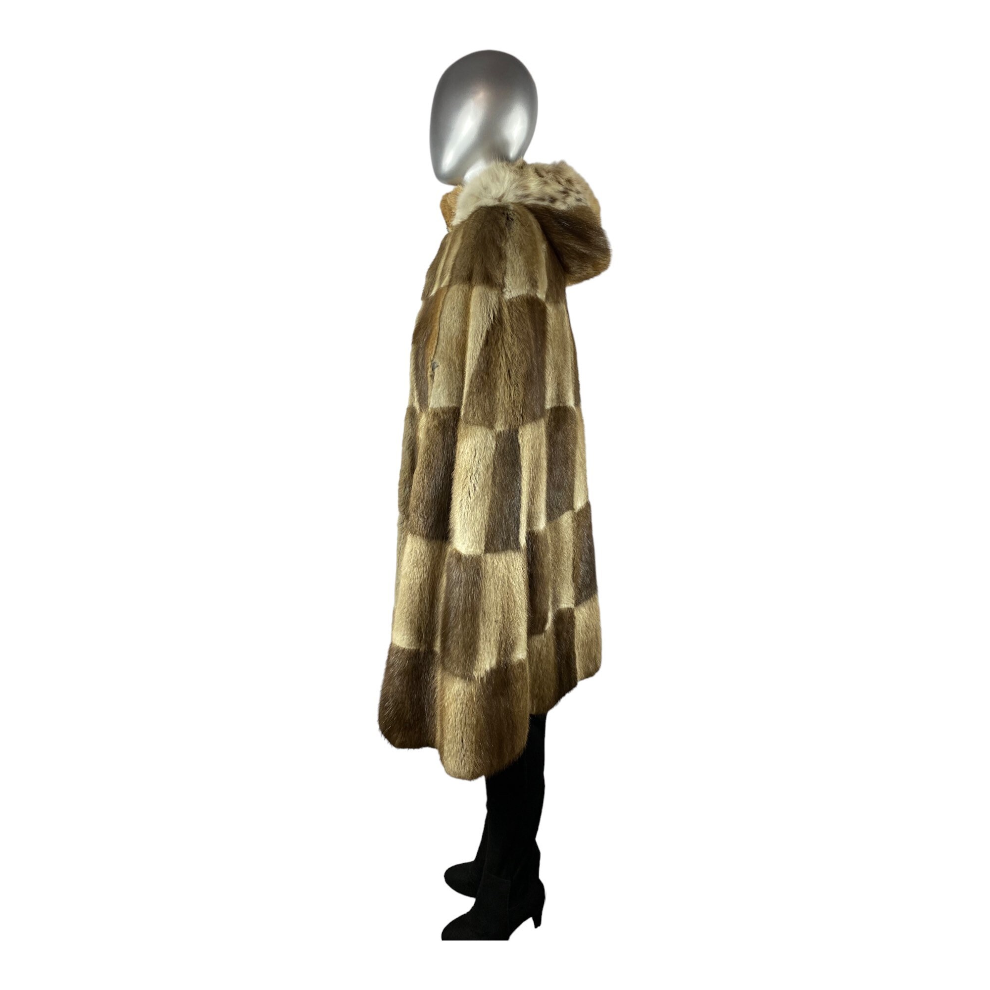 Muskrat Cape With Lynx Trimmed Hood, Size M, Certified Vintage Fur W ...