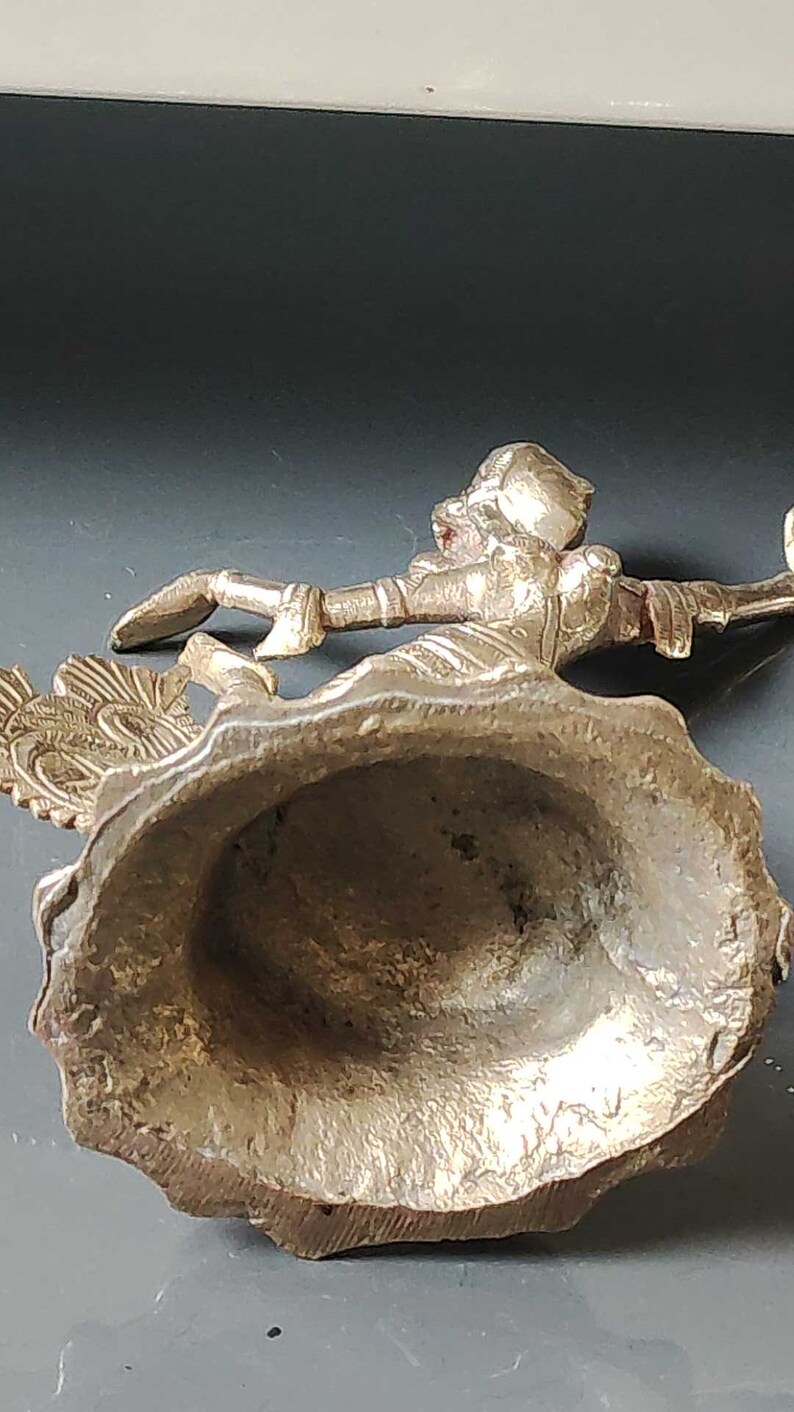 Sculpture/figurine Hindu Goddess Parvati, Dancing on a Lotus Bed, a ...