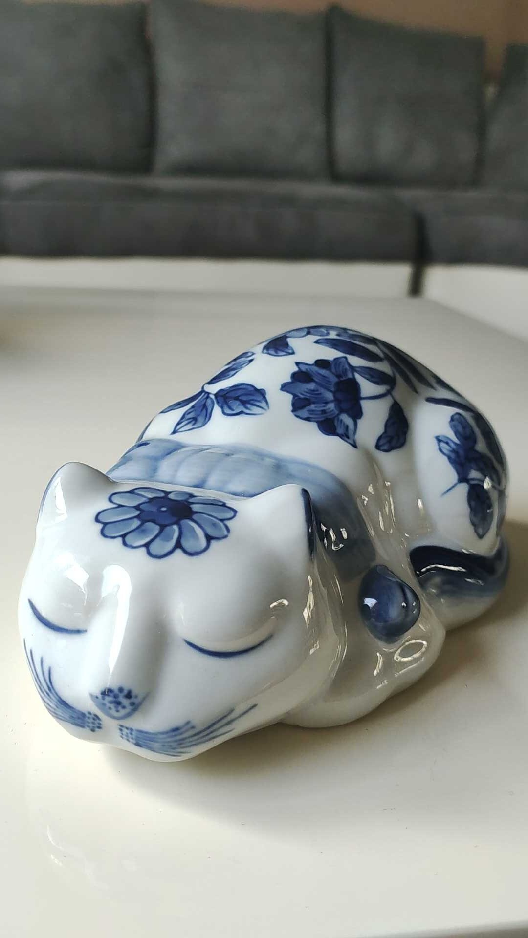 Japanese Cat Sculpture in Kutani Imari Style, Nemuri Neko (sleeping Cat ...