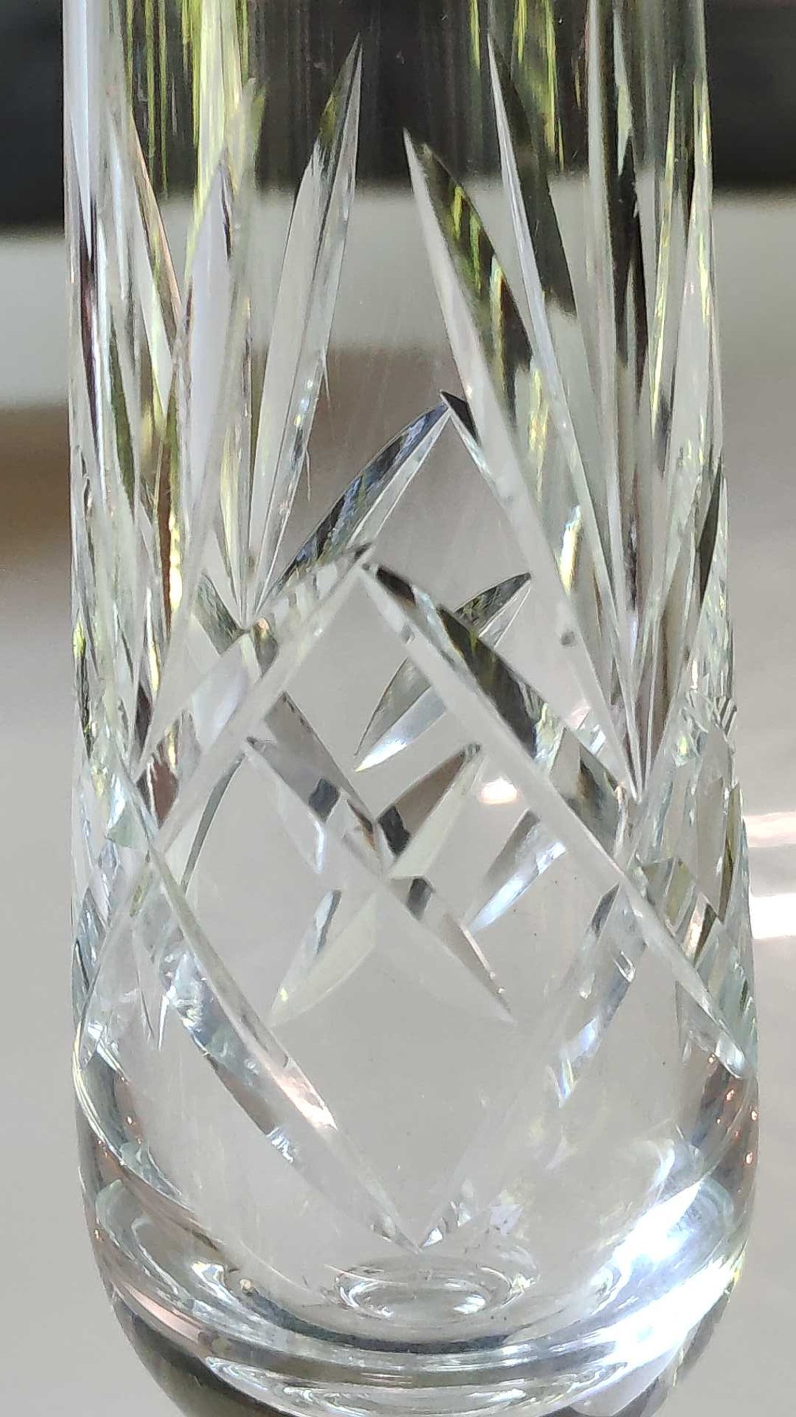 Vintage Soliflore Vase in Crystal -design & Stylish With Its Criss ...