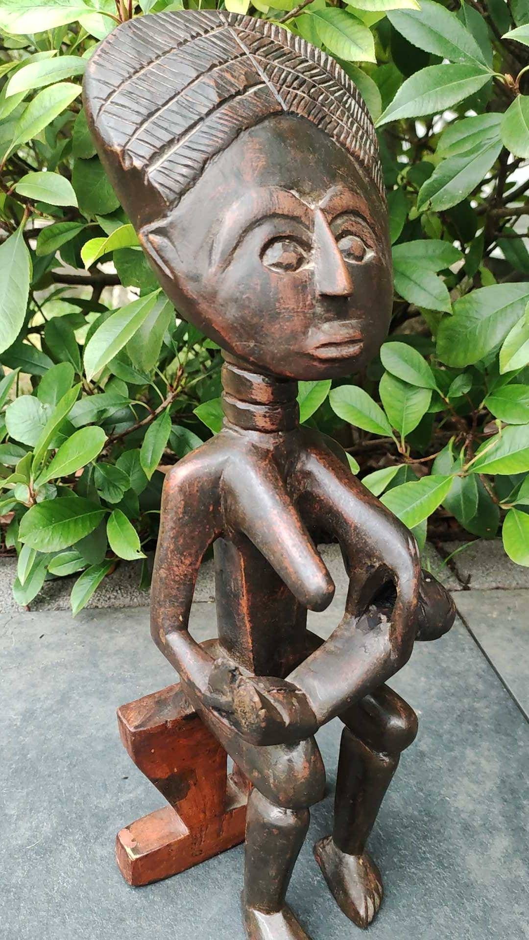Primitive African Art. Wooden Statue of a Maternity/child Woman ...