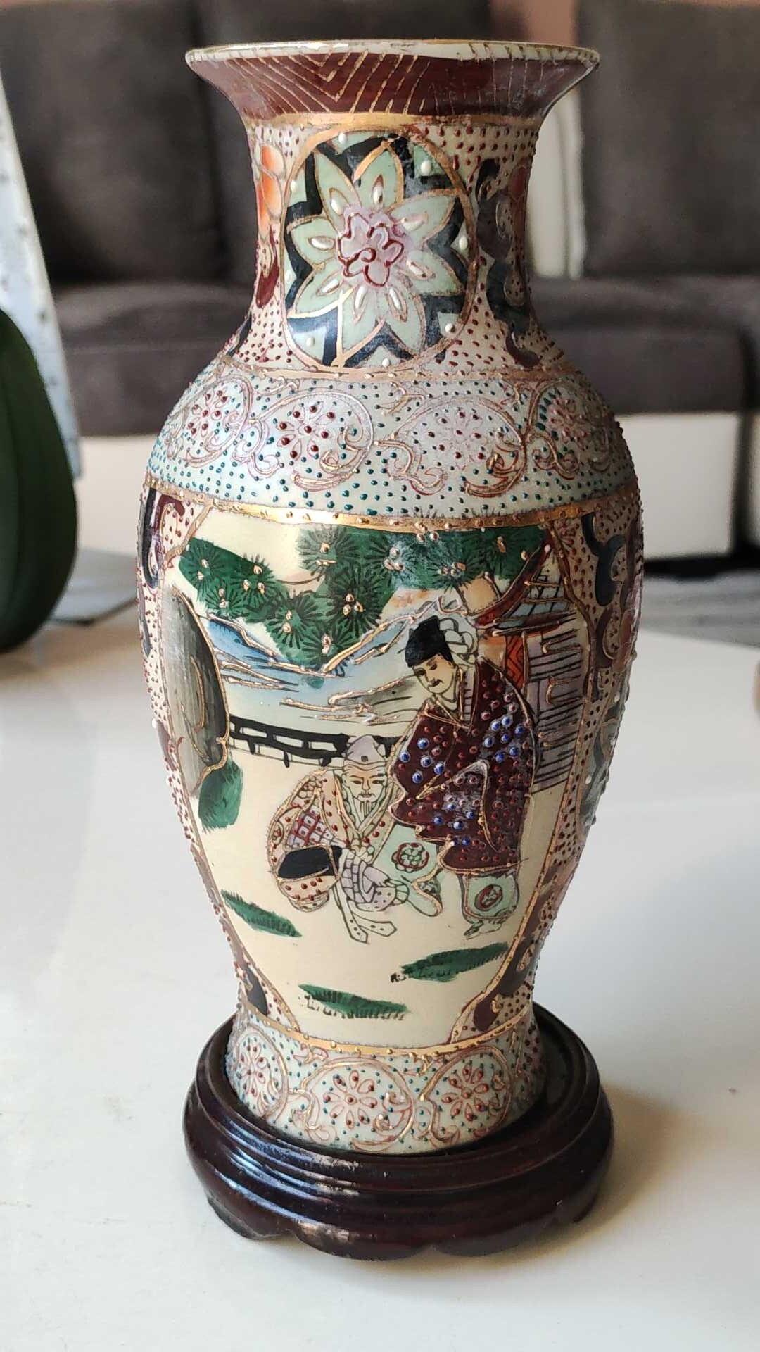 Asian/chinese Handcrafted Polychrome Ceramic Vase, Satsuma Style, on Wooden Base/samurai Warrior ...