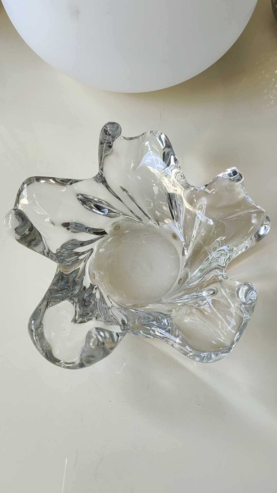 Vintage Corolla/floral Shaped Pocket Emptier in Lorraine Crystal. - Etsy