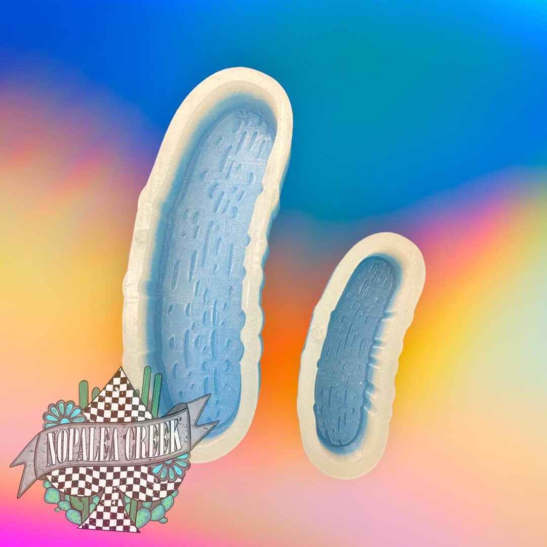 Pickle Silicone Mold-freshies, Silicone Molds, Silicone Freshie Mold ...