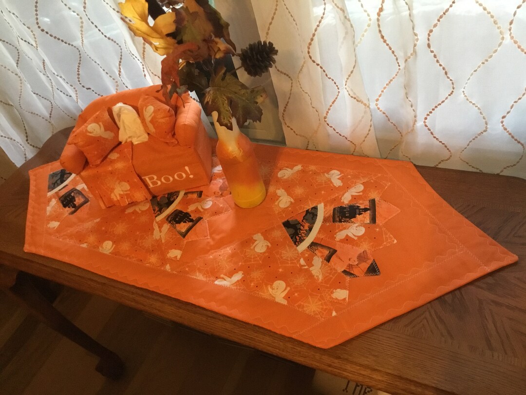 Casper the Friendly Ghost Table Runner and Tissue Box Cover Set - Etsy