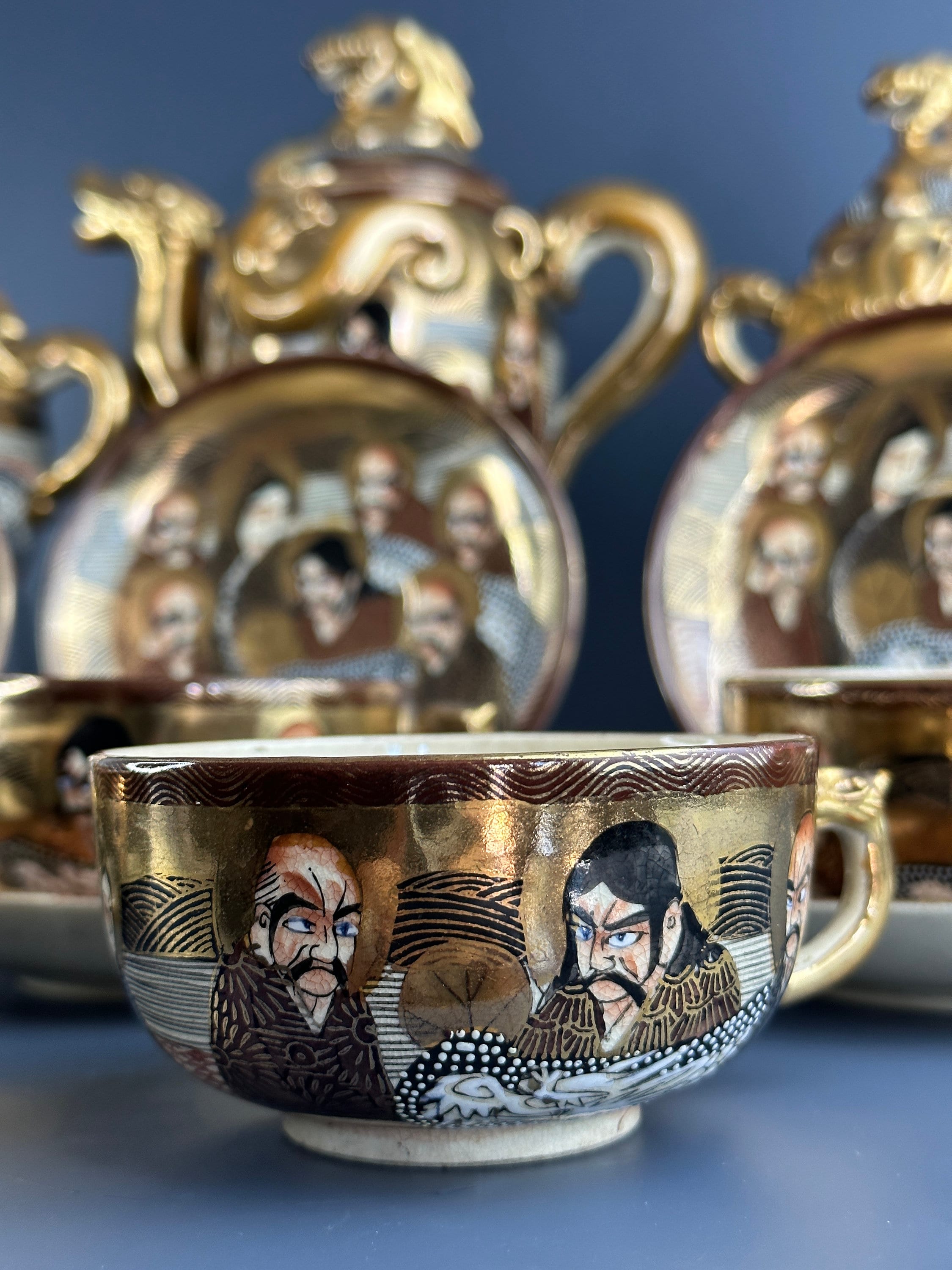 Antique Japanese Meiji Period Hand Painted Shimazu Satsuma Moriage ...