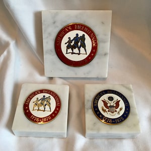 BICENTENNIAL PAPERWEIGHT – Marble With Enamel Seal (1976) - Etsy