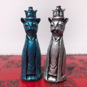 Cat Themed Chess Set - Royal Cats Chess Set in Metallic Blue and Silver ...