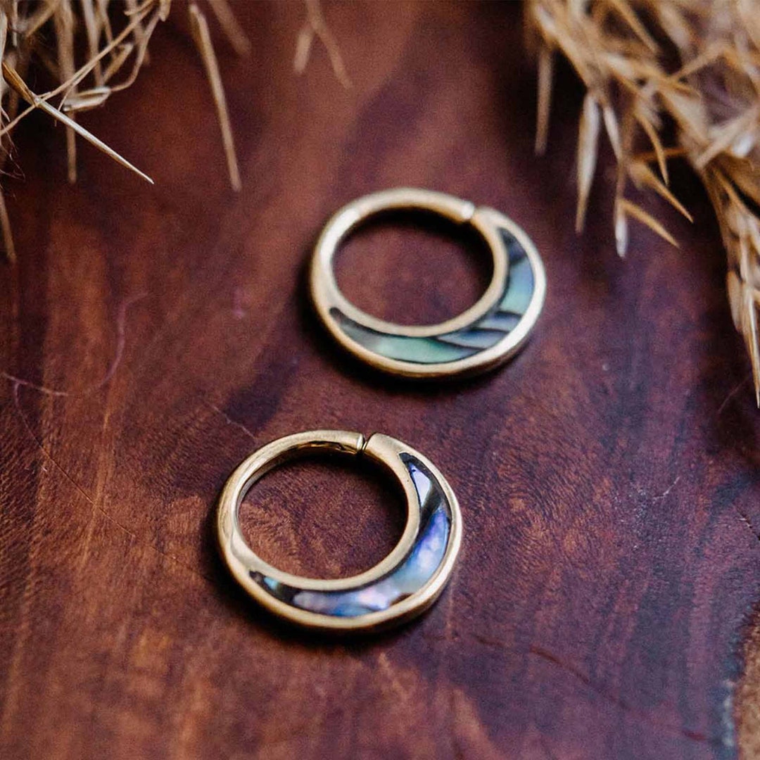 Septum Yuna Gold // Nose Ring, Nose Piercing, Nose Plug, Septum, Helix ...