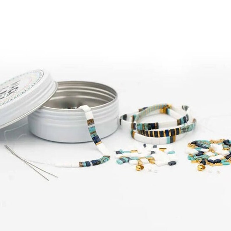 DIY Bracelet Making Kit | Makes 3 Bracelets | Beaded Bracelet Kit ...