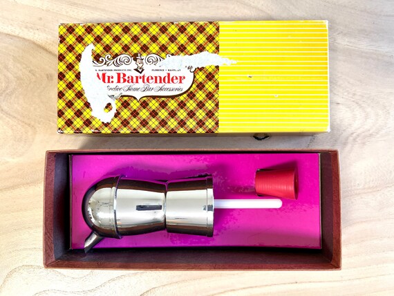 Add a unique vintage touch to your bar with this iconic jigger bar ...