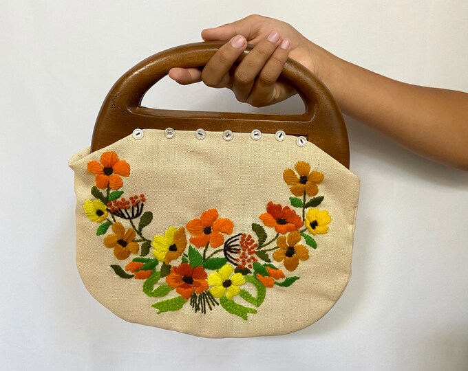 Retro Crewel Embroidered Handbag 1970s Crewel Bermuda Bag - Etsy