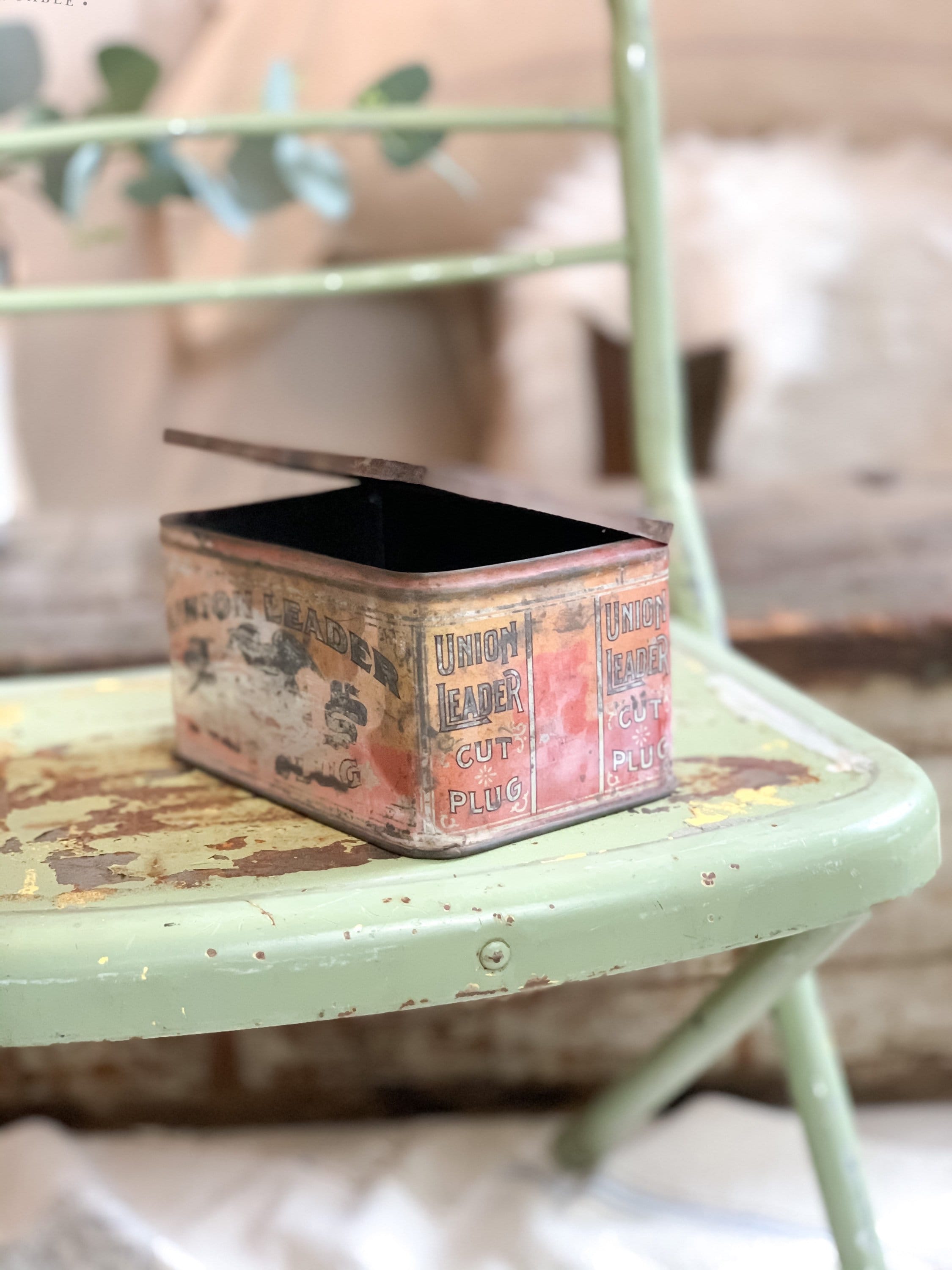 Vintage Tobacco Tin, Union Leader Cut Plug Advertising Graphics Tin ...