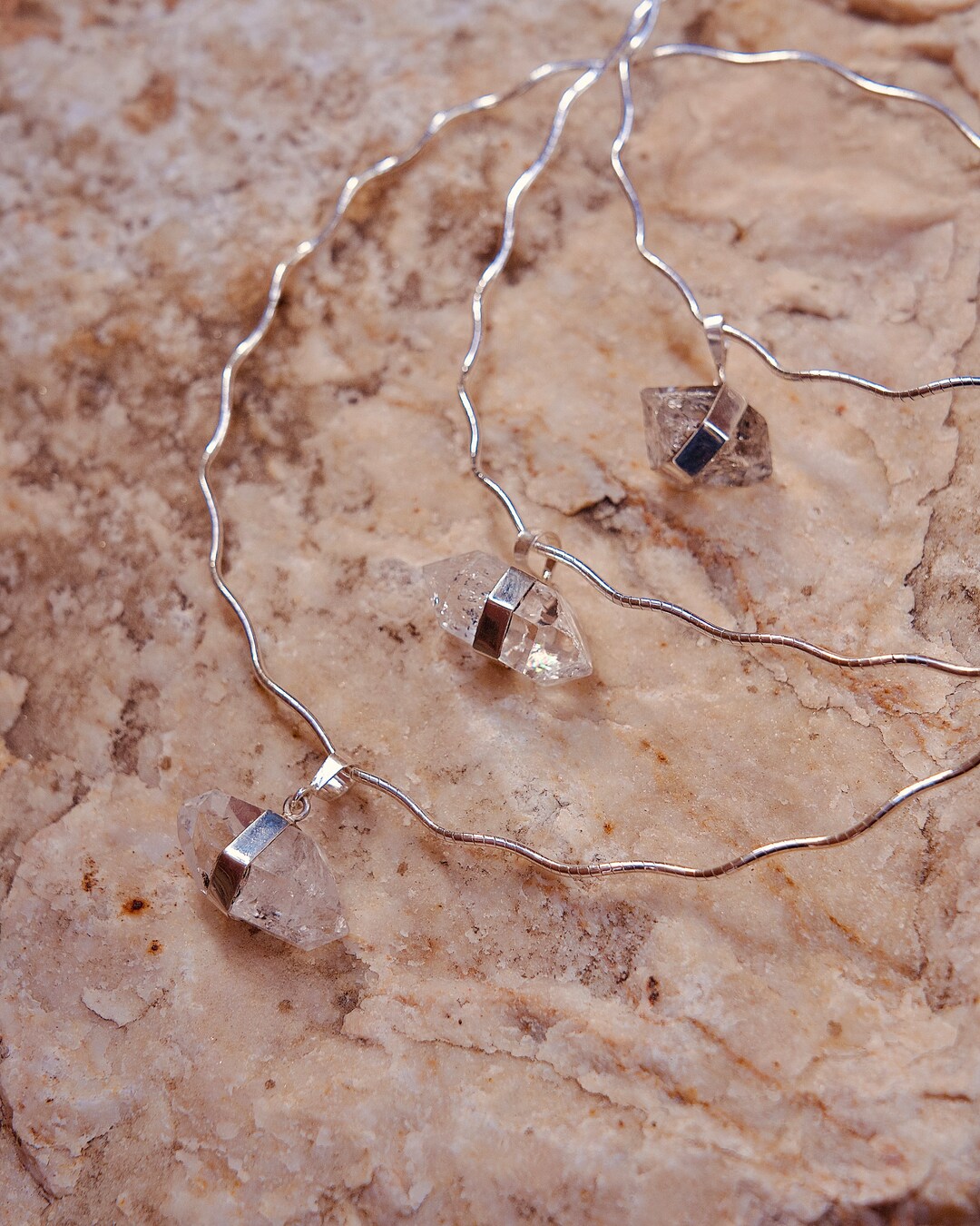 Herkimer Diamond Wavy Omega Snake Chain Pendant - Etsy