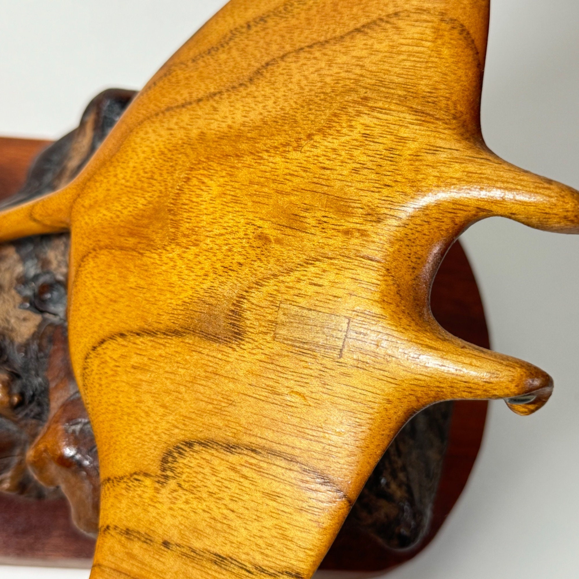 Vintage Hand-carved Manta Ray Wood Sculpture on Base - Etsy