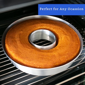 Aluminum Cake Ring Pan (11.2 In) - Tube Pan for Baking Pound Cake ...