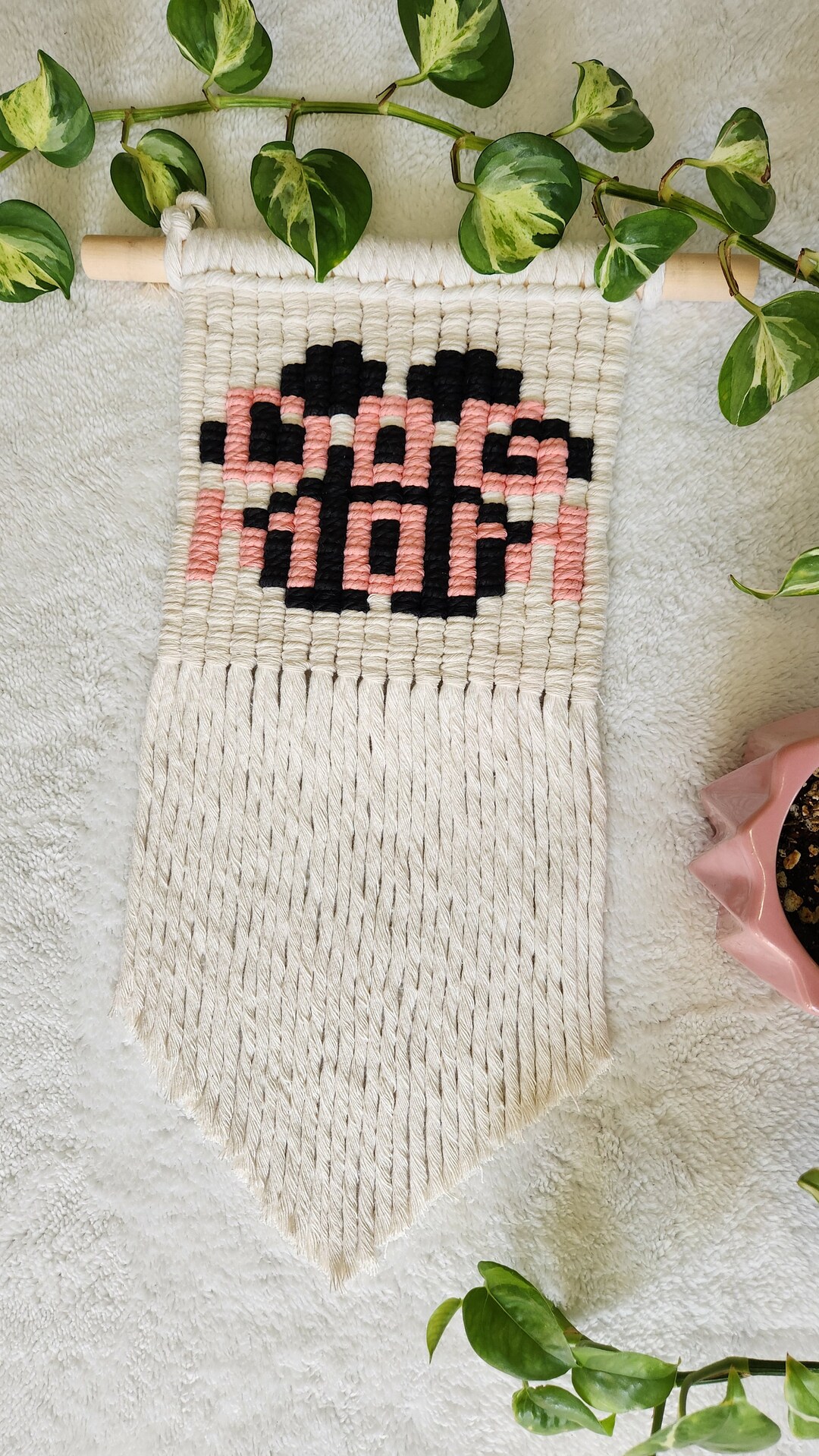 Macrame Pixel Art 'DOG MOM' - Etsy