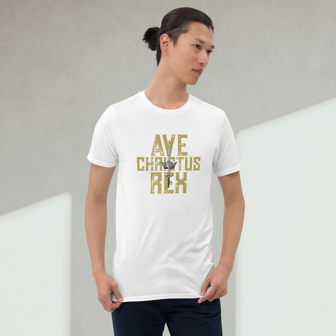 Ave Christus Rex T-shirt – Gothic Christian Design, Latin Phrase - Etsy