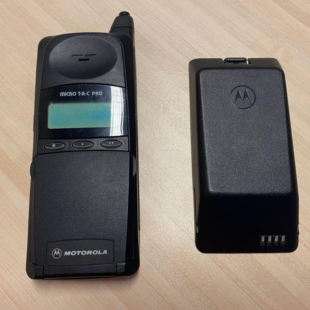 Rare Motorola Microtac Pro Vintage Brick Phone Retro Flip. Spares or ...