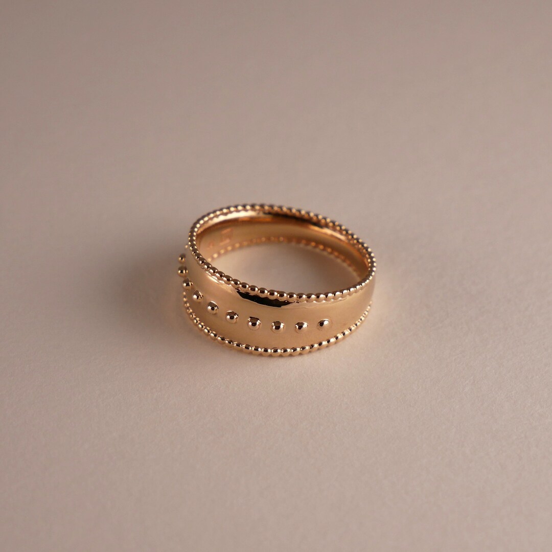 Vintage Women's Gold Plated Ring With Spikes - Etsy