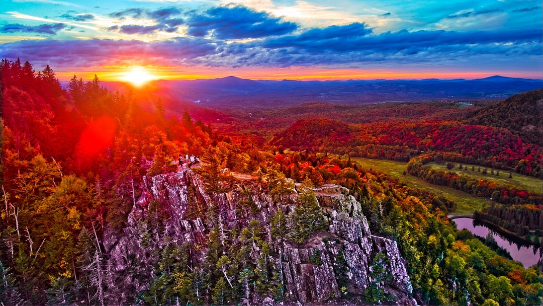 White Mountains Fall Foliage Sunset - New Hampshire - Great North Woods ...