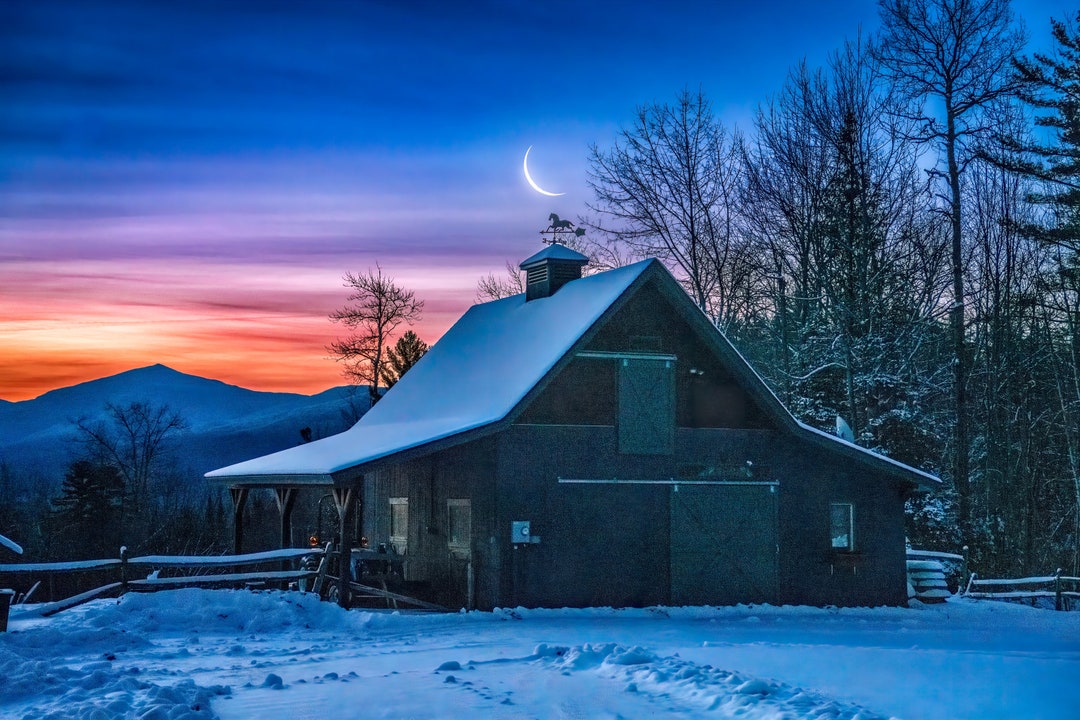 White Mountains New Hampshire Sunrise and Crescent Moon Wall Art ...