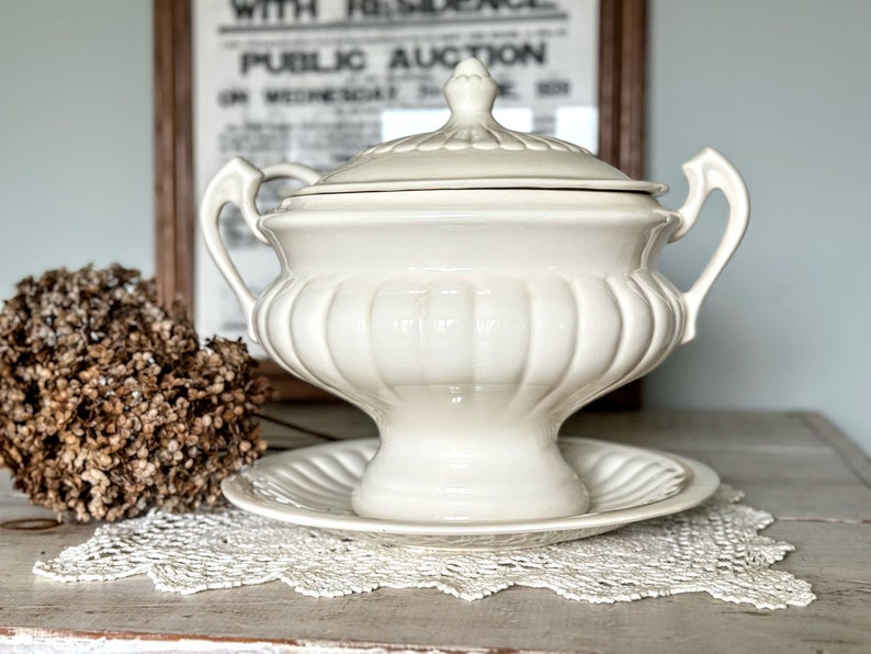 Vintage Tureen California Pottery White Soup Tureen Tureen, Underplate ...