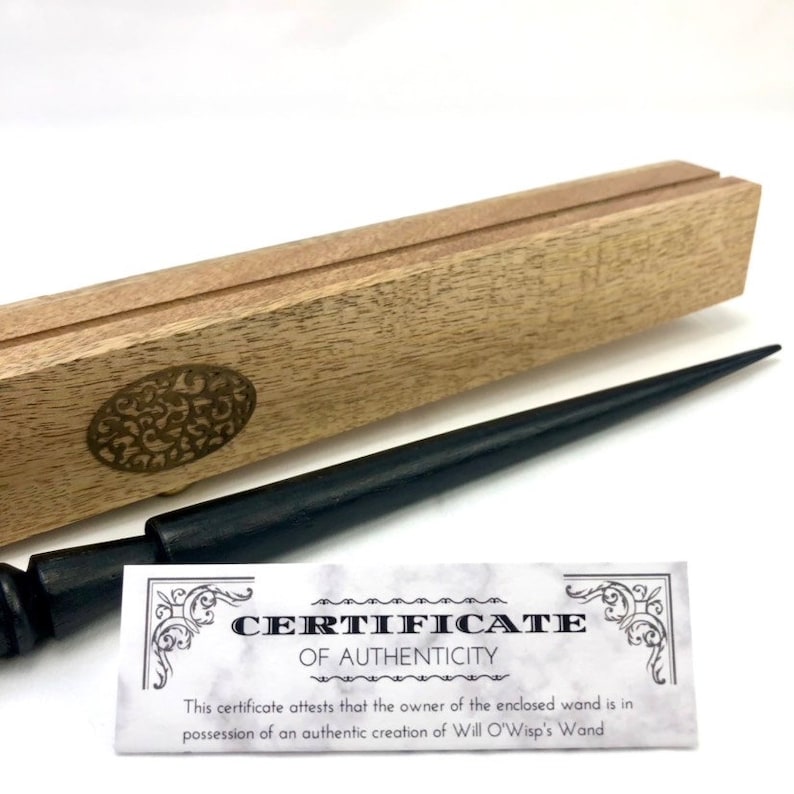 Witch and Wizard Wand in Real Wooden Display Box - Will O'wisp's Wand ...