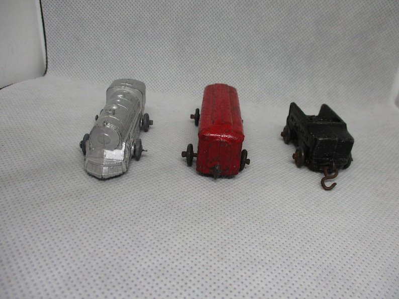 Vintage Miniature Cast Metal Train - Engine and Two Cars (prewar) - Etsy