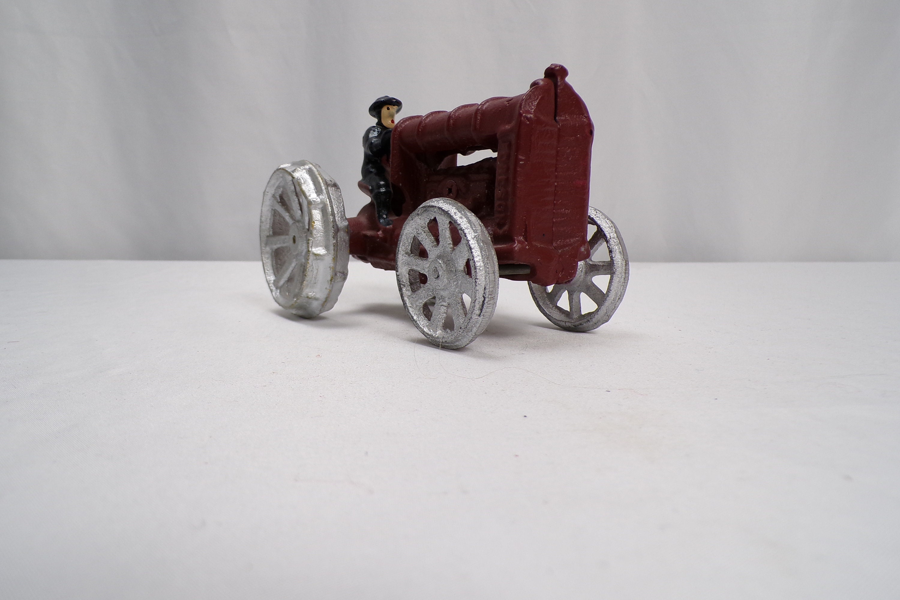 Hubley Cast Iron Red Fordson Tractor With Silver Wheels (1920) - Etsy