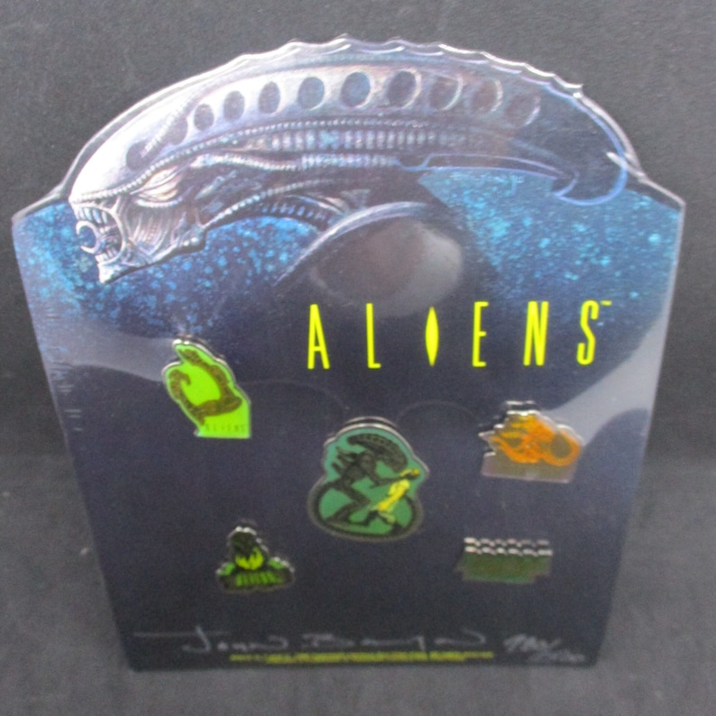 Vintage Alien Pins With John Boltons Signature on the Card (980/1500 ...