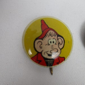 Kellogg's Pep Pins - Perry Winkle and Denny From the Winnie Winkle ...