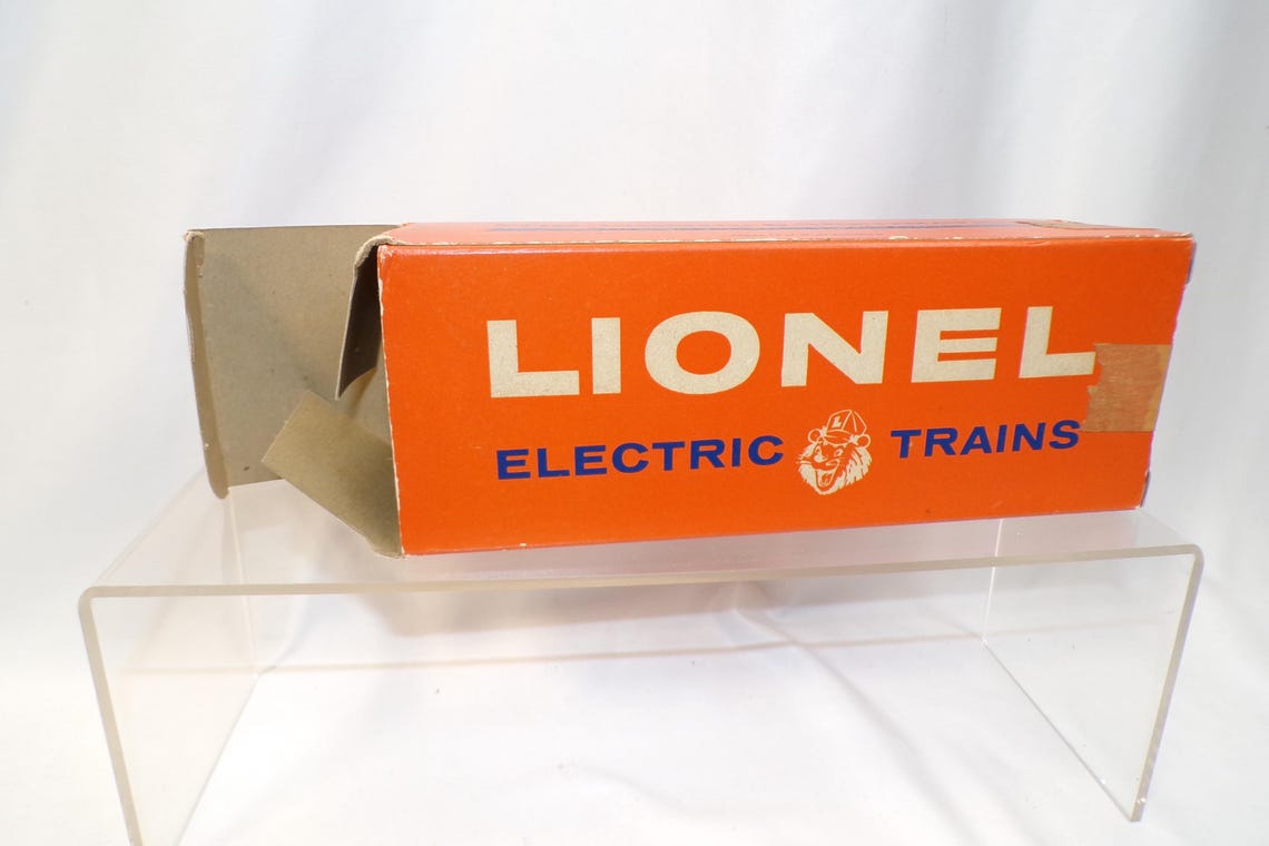 Lionel Postwar No. 1877 Flat Car With Fence and Horses (box Included ...