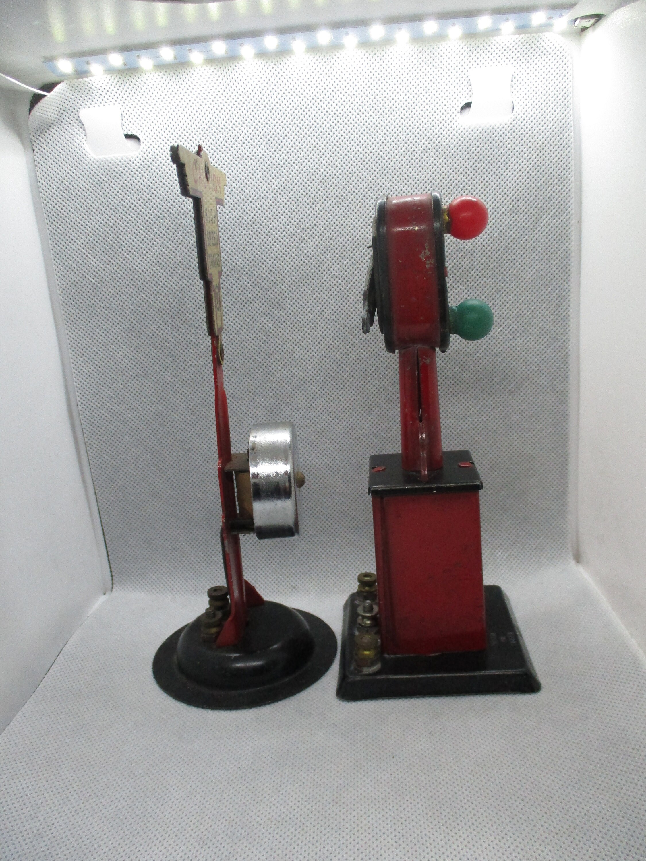 Marx Vintage Caution High Speed Train Sign and Traffic Light Signal - Etsy