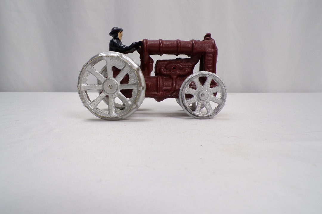 Hubley Cast Iron Red Fordson Tractor With Silver Wheels (1920) - Etsy