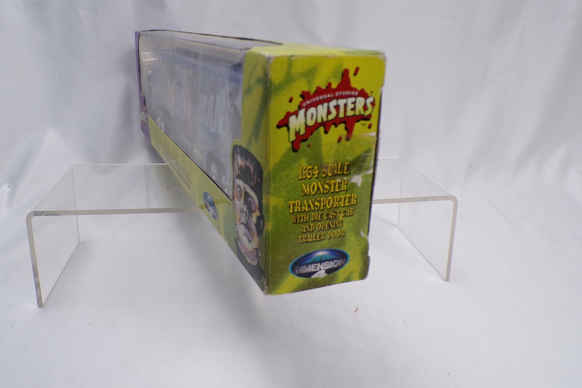 Universal Studio Monsters 1:64 Scale Monster Transporter "the Wolfman ...