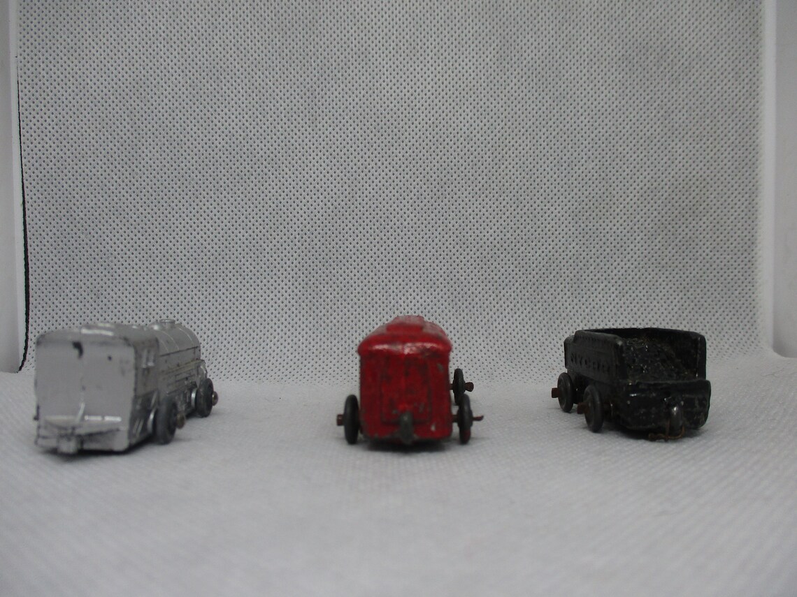 Vintage Miniature Cast Metal Train - Engine and Two Cars (prewar) - Etsy