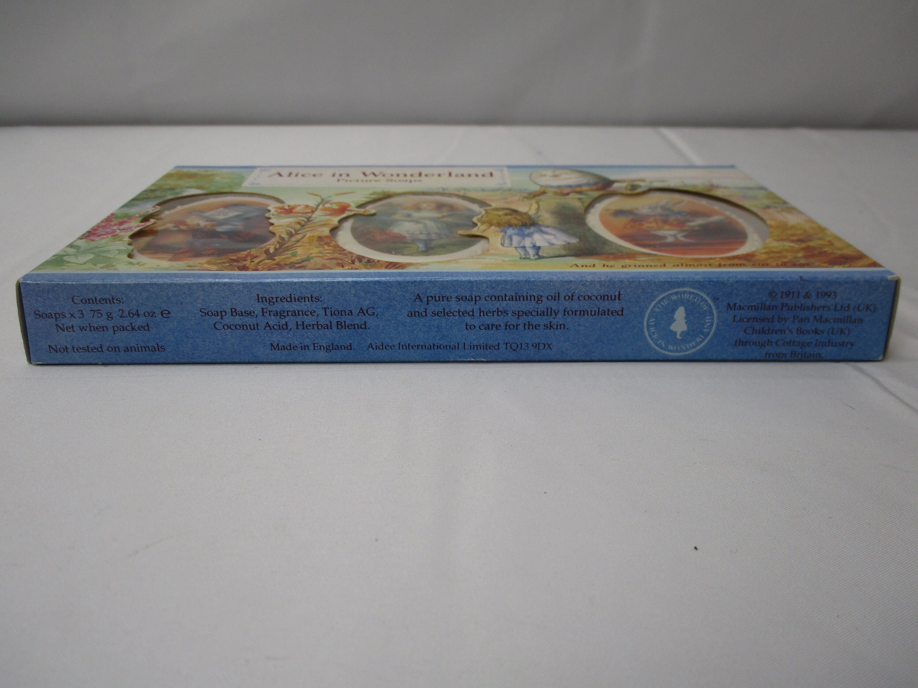 1993 Alice in Wonderland Three Pack of Picture Soap - Etsy